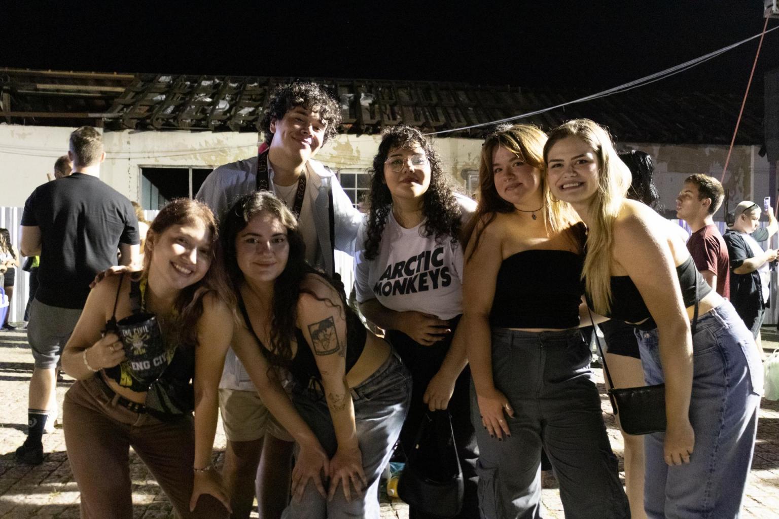 Cerca de 8 mil pessoas circularam pela Gare no primeiro dia de shows da ...