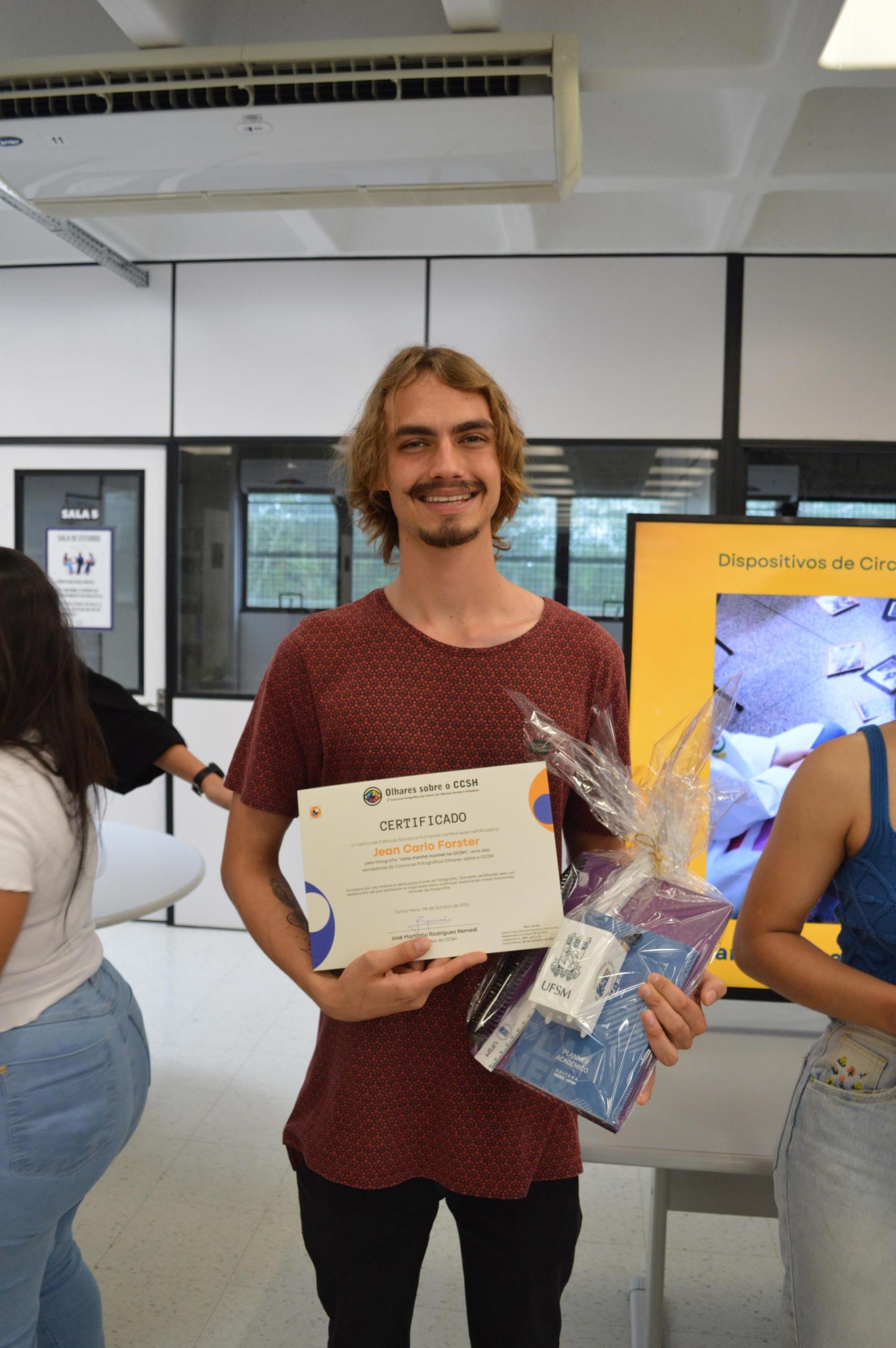 Premiação do Concurso Fotográfico “Olhares sobre o CCSH” ocorreu dia 07 ...