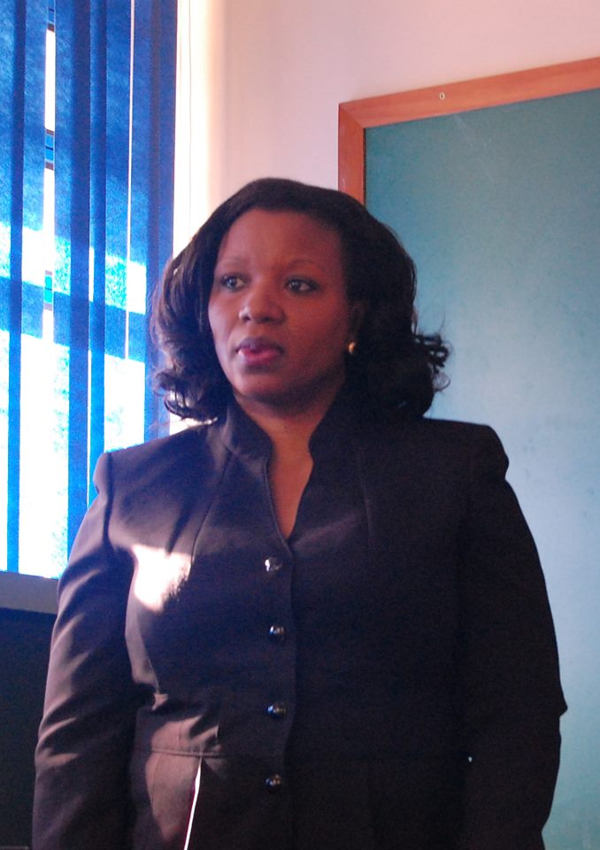 Jornalista norte-americana visita UFSM Frederico Westphalen e conversa ...